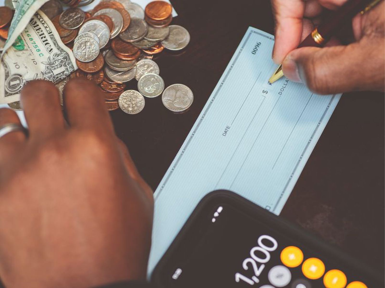 Checking Accounts | Central, Northeast IA Debit Card | Luana Bank